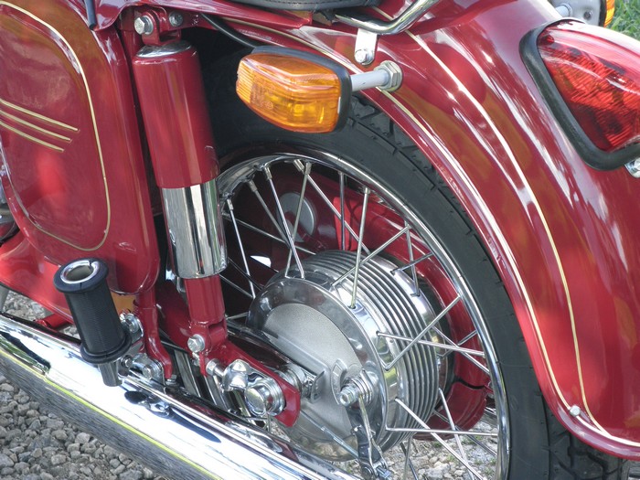 JAWA 250 PANELKA :: Motolin